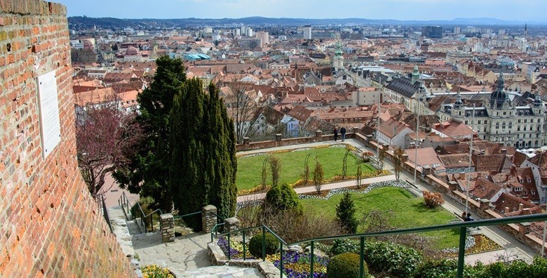 Posjetite veličanstveni Graz, dvorac Eggenberg i dvorac Kornberg kroz ...