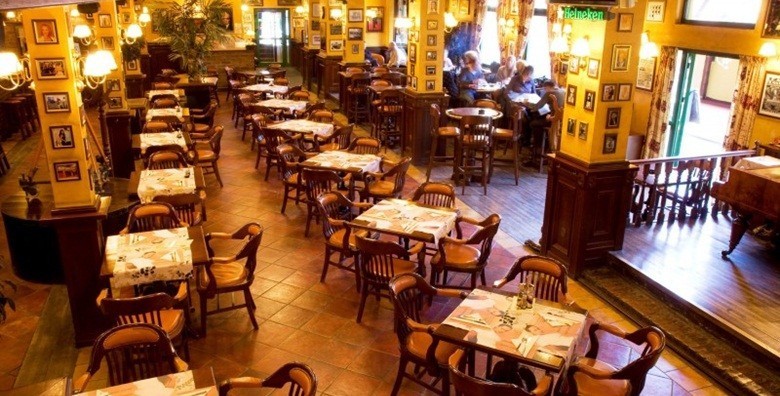 Mesna plata za 4 osobe u restoranu u Movie Pub ili Texas steak&grill ...
